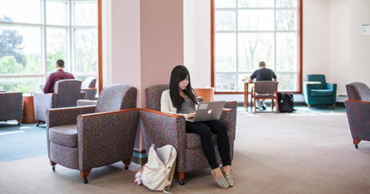 Knight Library Open Area Study Spaces | UO Libraries